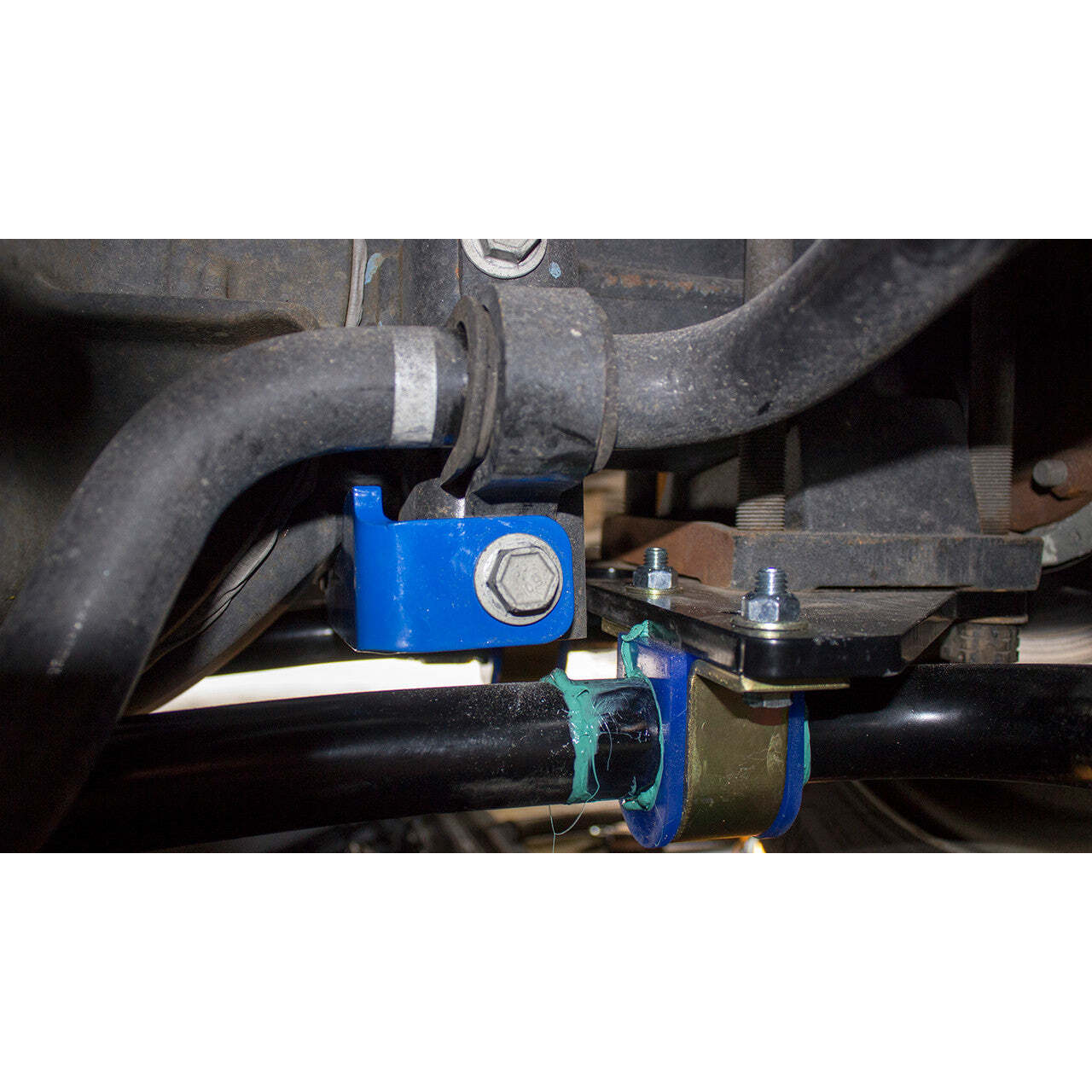 SuperSteer SS2426R Rear Quad Shock Kit Ford F53 V10 24-26K – ShockWarehouse